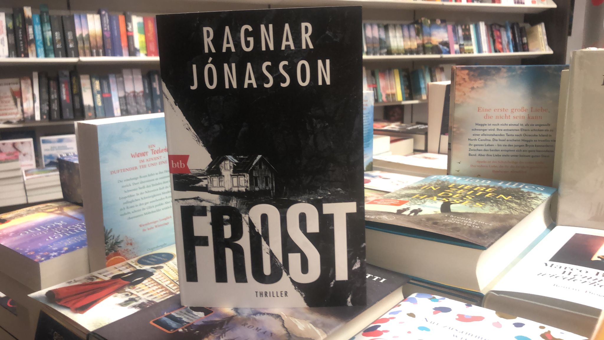 Frost von Ragnar Jónasson - Spielkiste Kaufering